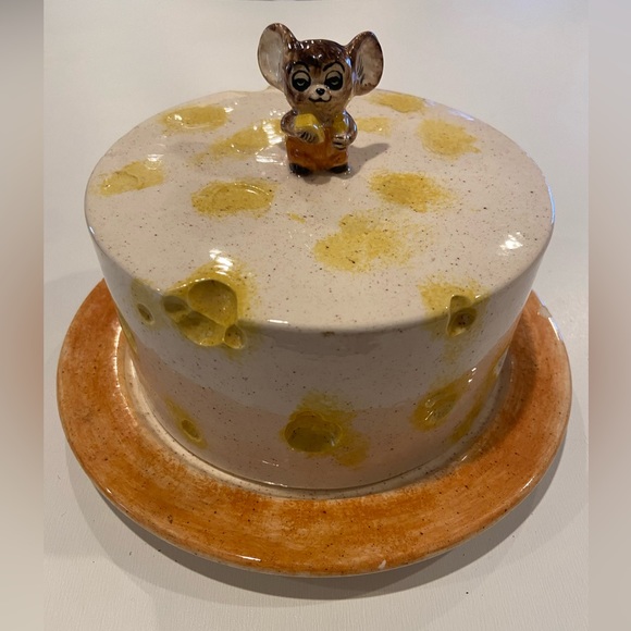 Accents | Adorable Vintage Covered Cheese Dish With Mouse | Poshmark